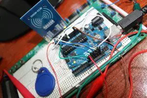 MIFARE RC522 + Arduino - Panama Hitek
