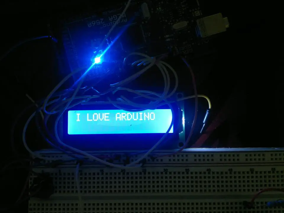 Uso de Pantalla LCD con Arduino - Panama Hitek